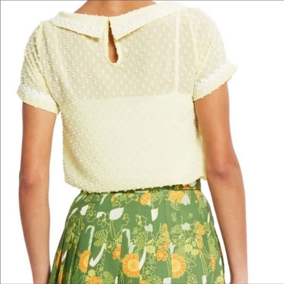 Modcloth | Tops | Modcloth Yellow Daisy Blouse | Poshmark
